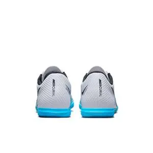 Nike Mercurial Vapor 15 Club Ic Athletic Sneakers