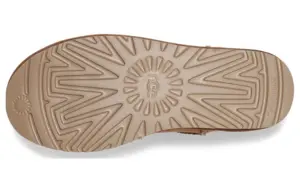 UGG Classic Mini Regenerate Boots - Chestnut