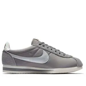 Nike Classic Cortez Nylon Premium Sneakers - Grey