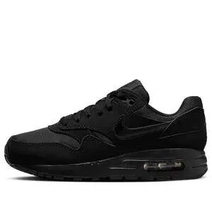Nike Max 1 "triple