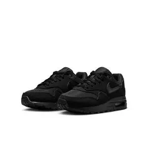 Nike Max 1 "triple