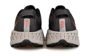 Hoka One One Speedgoat 4 Athletic Shoes - Black/grey