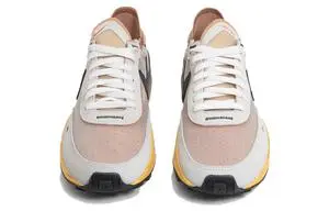 Nike The Whitaker Group X Waffle One Se "the Bill" Sneakers - Grey/brown