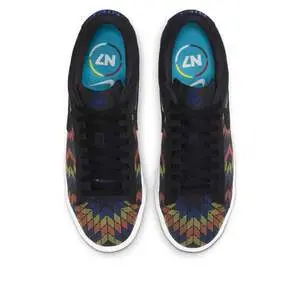 Nike Blazer Low N7 Sneakers