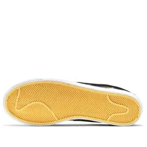 Nike Blazer Low N7 Sneakers