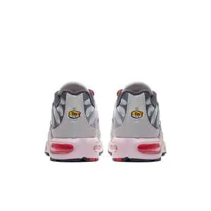 Nike Max Plus Sneakers - Silver/red
