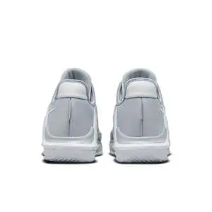 Nike Lebron Witness 6 Tb Basketball Sneakers - Gray/white