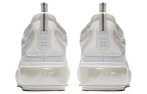 Nike Max Dia Se Sneakers - White