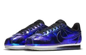 Nike Classic Cortez Leather Se Sneakers - Soar/white/black