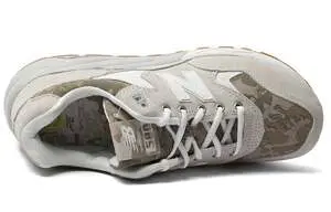 NEW BALANCE 580 "urban Camo" Sneakers - Beige/brown