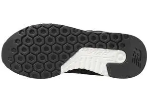 NEW BALANCE 247 Sneakers - Black