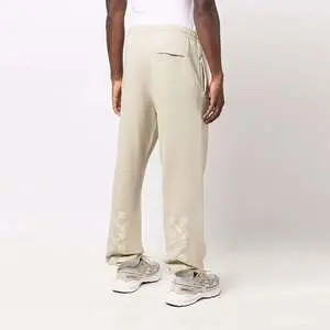 Off-White Fw21 Arrow Solid Color Bundle Feet Sports Pants/trousers/joggers Loose Fit - Khaki