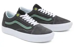 VANS Old Skool Comfycush Low Top Sneakers - Default Colorway