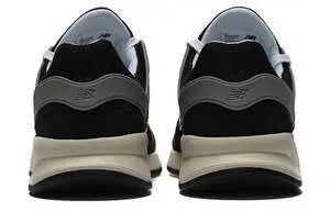 NEW BALANCE 247v2 Athletic Sneakers