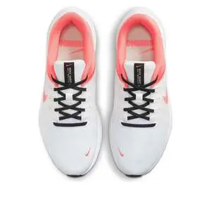 Nike Quest 4 Low Top Sneakers - White/red