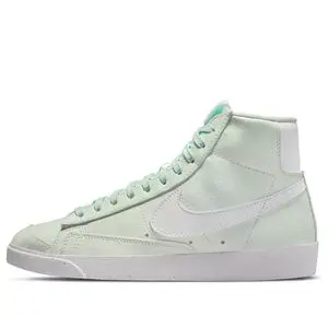 Nike Blazer Mid '77 Next Nature Sneakers - Green/white