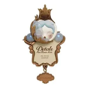 POP MART Skullpanda Petals In Four Acts Series Fridge Magnet 'the Decay Awaited' Secret Edition - Multi-color