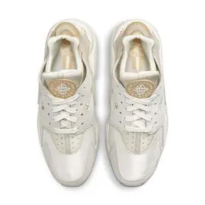 Nike Huarache Low Top Sneakers - White/gray