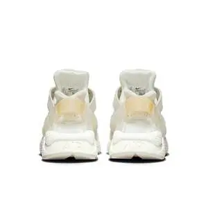 Nike Huarache Low Top Sneakers - White/gray