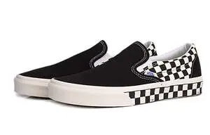 VANS Classic Slip-on Sidewall Check Sneakers - Black