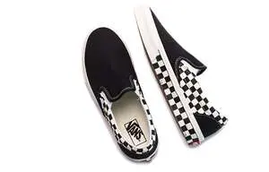 VANS Classic Slip-on Sidewall Check Sneakers - Black