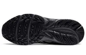 Asics Gel-170 Tr Low Top Sneakers - Grey/black