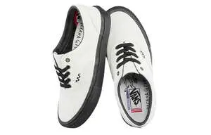 VANS Breana Geering X Era 'marshmallow Black' Sneakers - White/black