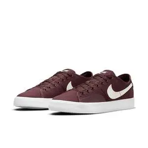Nike Blazer Court Sb Sneakers - Dark