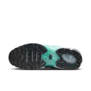 Nike Max Terrascape Plus "tropical Twist" Sneakers - White/gray/green