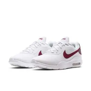 Nike Max Oketo Sneakers
