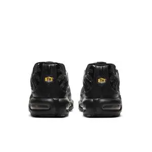 Nike Max Plus Sneakers