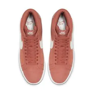 Nike Blazer Mid Sb Sneakers