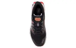 NEW BALANCE Fresh Foam Garo Performance Footwear