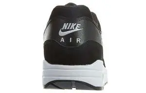 Nike Max 1 Essential Sneakers - Black/white