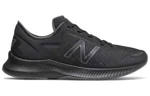 NEW BALANCE Pesu - Black