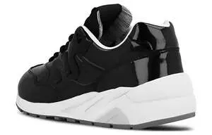 NEW BALANCE 580 Patent Leather Sneakers - Black