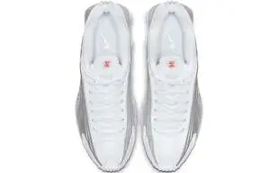 Nike Shox R4 "white Metallic" Sneakers - Silvergrey