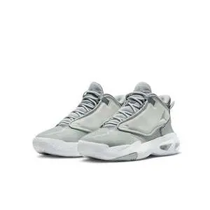JORDAN Air Max Aura 4 Sneakers