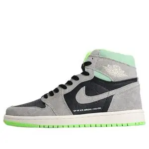 JORDAN Air Jordan 1 Retro High OG Sneakers Grey
