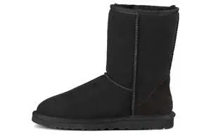 UGG Classic Short Boot
