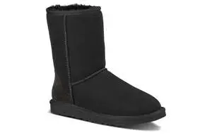 UGG Classic Short Boot