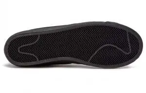 Nike Zoom Blazer Low Sb Sneakers - Black