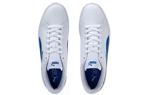 PUMA Smash V2 Buck Sneakers - White/blue