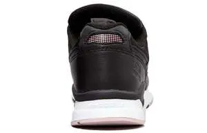 NEW BALANCE 530 Low Top Sneakers