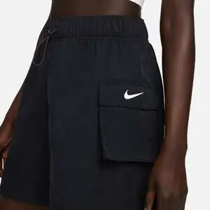 Nike Essential Woven High-waisted Shorts