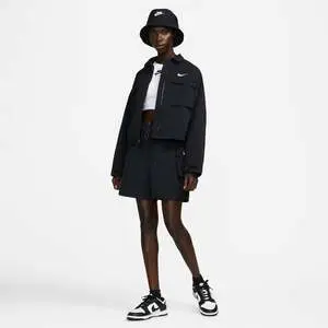 Nike Essential Woven High-waisted Shorts