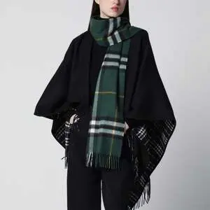 Burberry Cashmere Check Scarf In Dark Fern - Green
