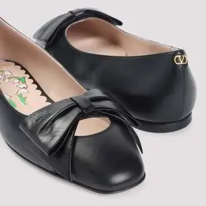 Valentino Garavani Leather Ballerina Flats - Black