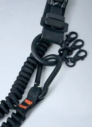 INNERRAUM Utility Keychain With Carabiner And Coiled Cord