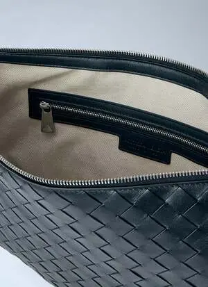 Bottega Veneta Intrecciato Leather Crossbody Bag - Black
